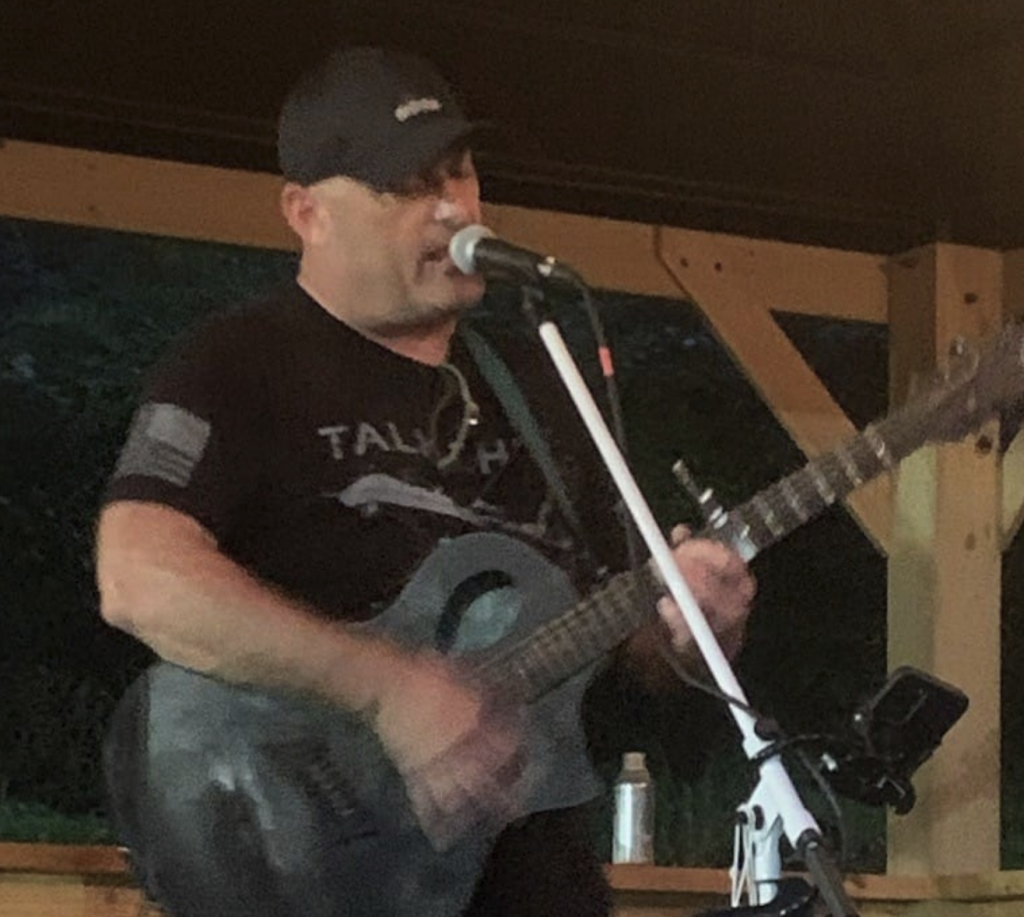 David Zienkiewicz Debut - Tangled Vines Winery